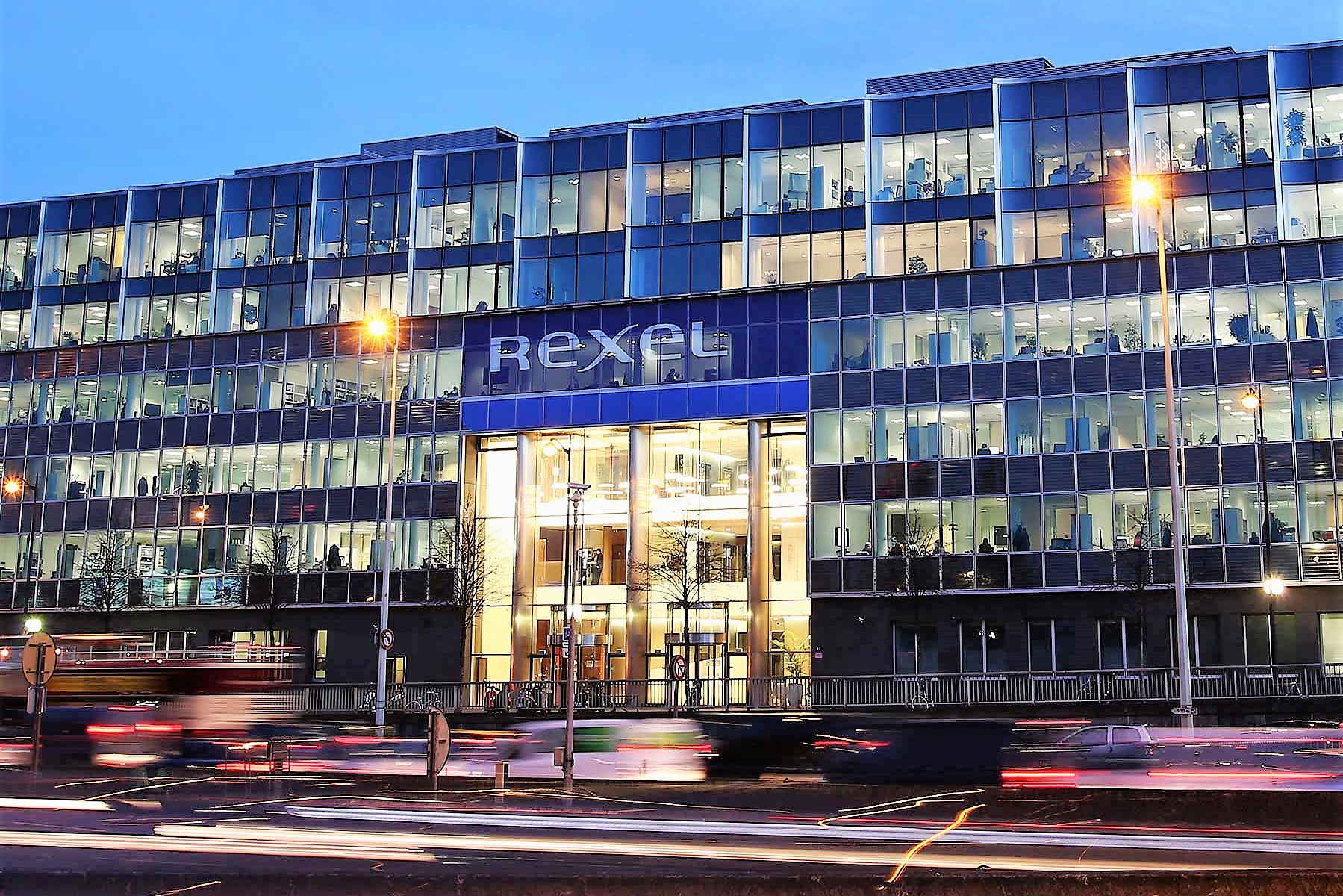 Rexel saves time and gets better control with SD-WAN as a Service | NIL